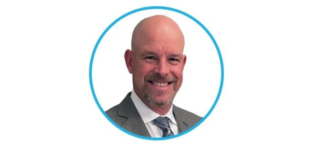 Spine surgeon Dr. Jeffrey Carlson implants first of its kind ...