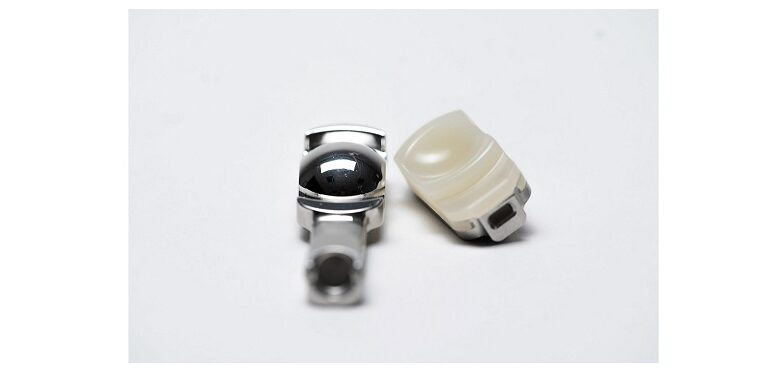 Dr. Armen Khachatryan completes first lumbar total joint replacement ...